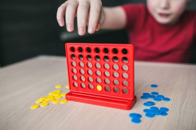 10 Helpful Tips, Tricks, and Strategies to Win at Connect 4 - Gamesver