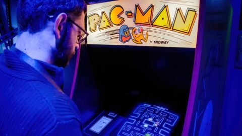 How to Win at Pac-Man: 17 Tips / Tricks (and Hacks) - For Beginners ...