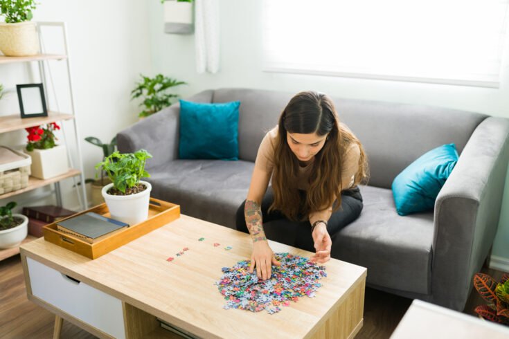 Solving Jigsaw Puzzles 101: 20+ Tips / Tricks / Strategies (From a ...